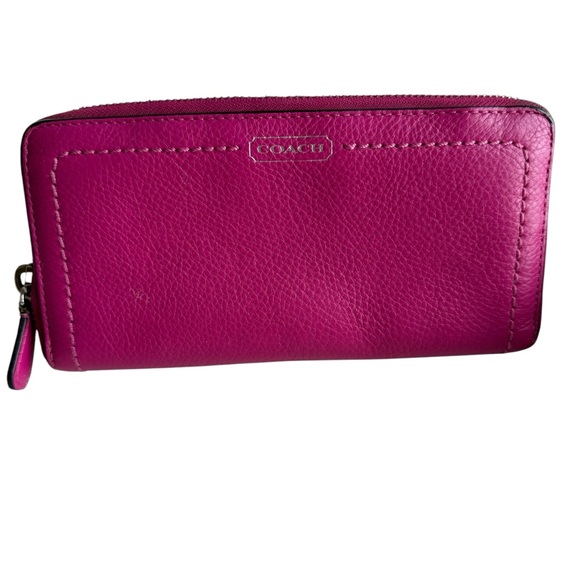 Coach | Bags | Coach Pink Wallet Zip Around Closure Multi Compartments ...
